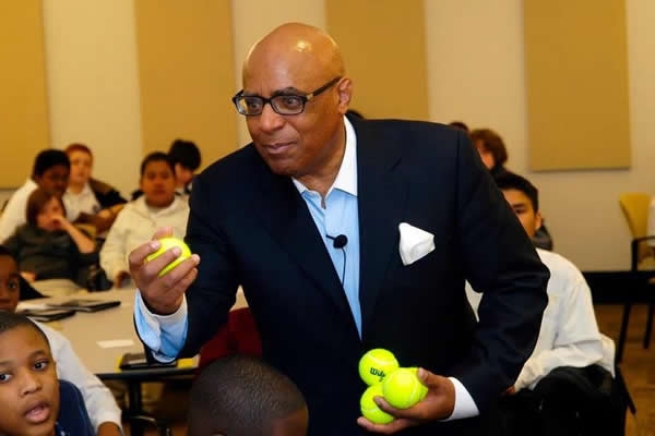 Earl Suttle, Ph.D. - Motivational Speaker and Business Consultant